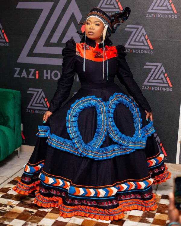 Isiko Elihle Ceremonial Gown & Iqhiya – Zazi Clothing